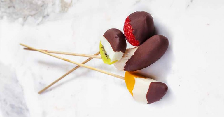 Chocolate-Dipped Fruit - Live Naturally Magazine